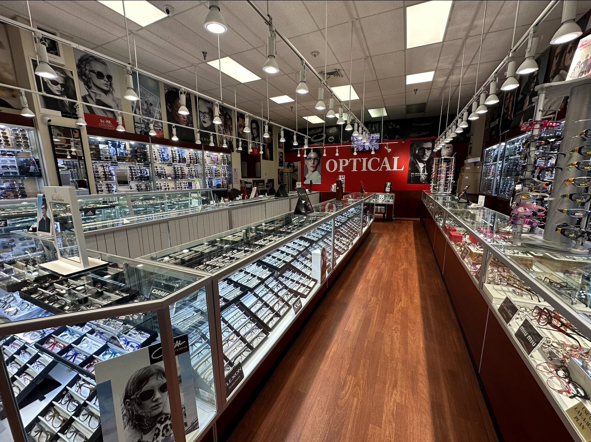 Eye World Metro Mall